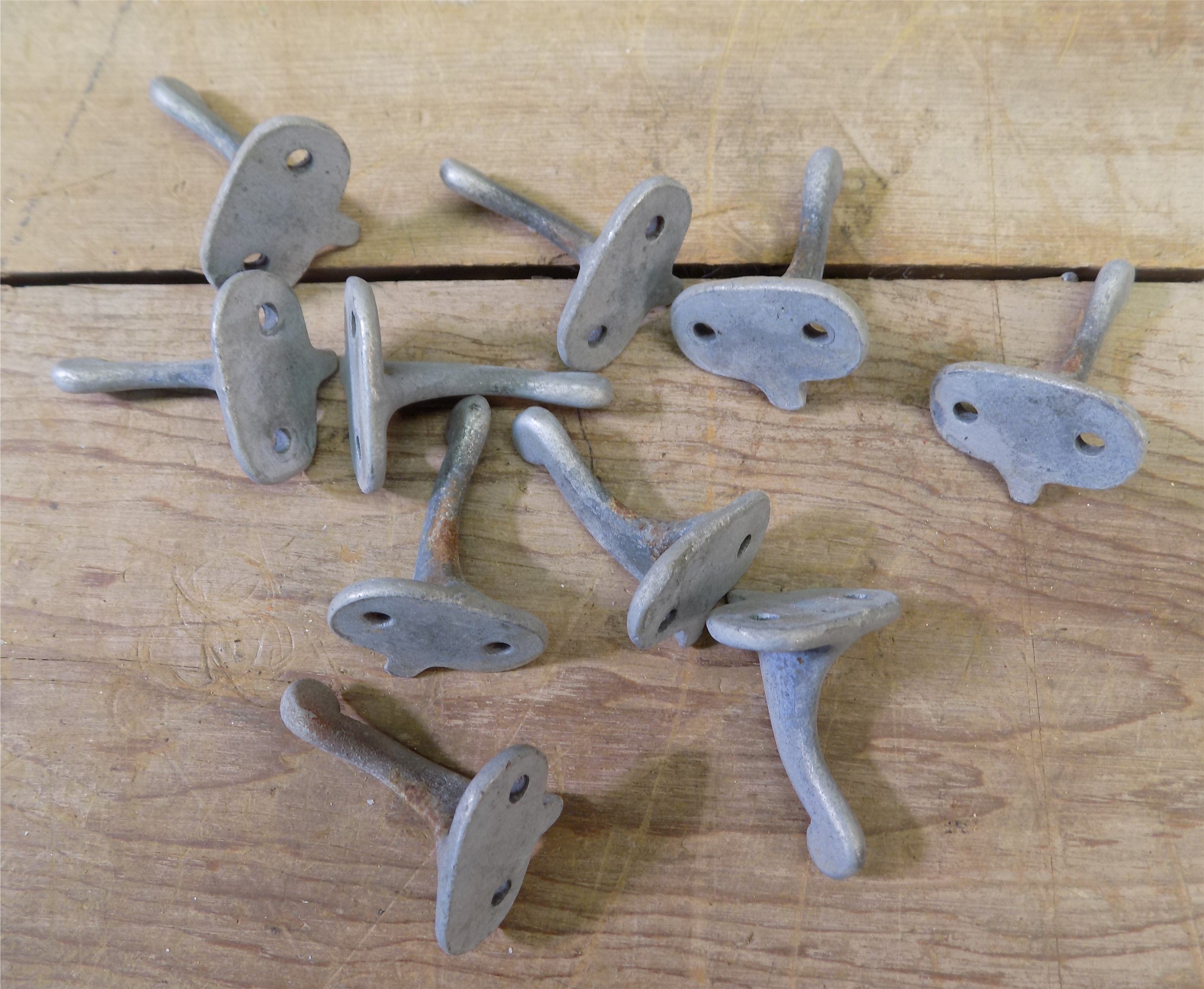 Wire Hooks Hangers Coat Rack Hook Hat Towel Clothing Metal Rustic Entr ...